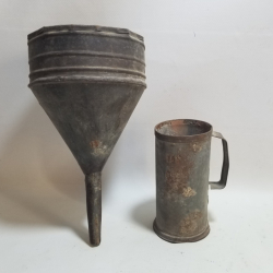 EL YAPIMI ANTİKA HUNİ VE ÖLÇÜ KABI - Bayrak Müzayede