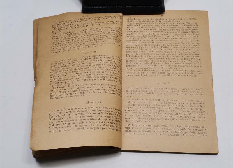 1923 LOZAN BARIŞ ANLAŞMASI KİTABI - Bayrak Müzayede 1923 LOZAN BARIŞ ANLAŞMASI KİTABI - Bayrak Müzayede